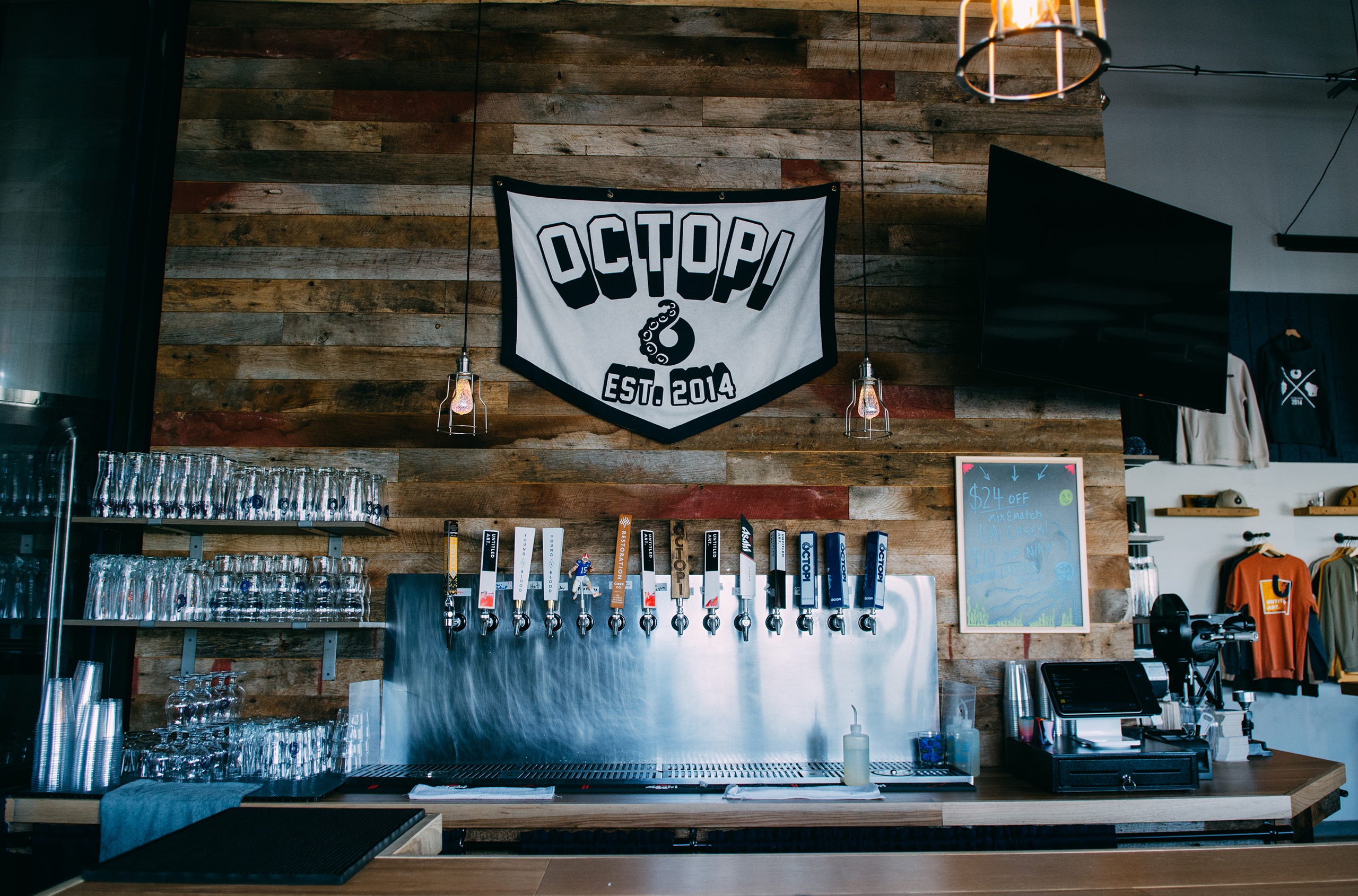 Taproom - Octopi Taproom